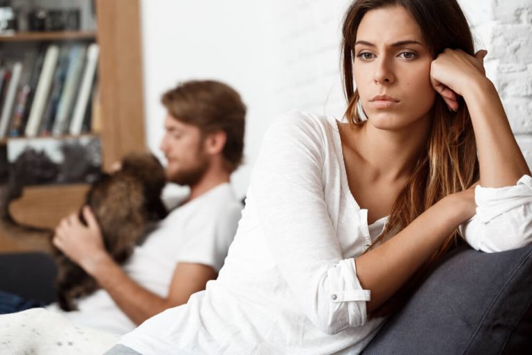 Is It Normal For a Couple To Not Talk for Days: Should You Be Worried ...